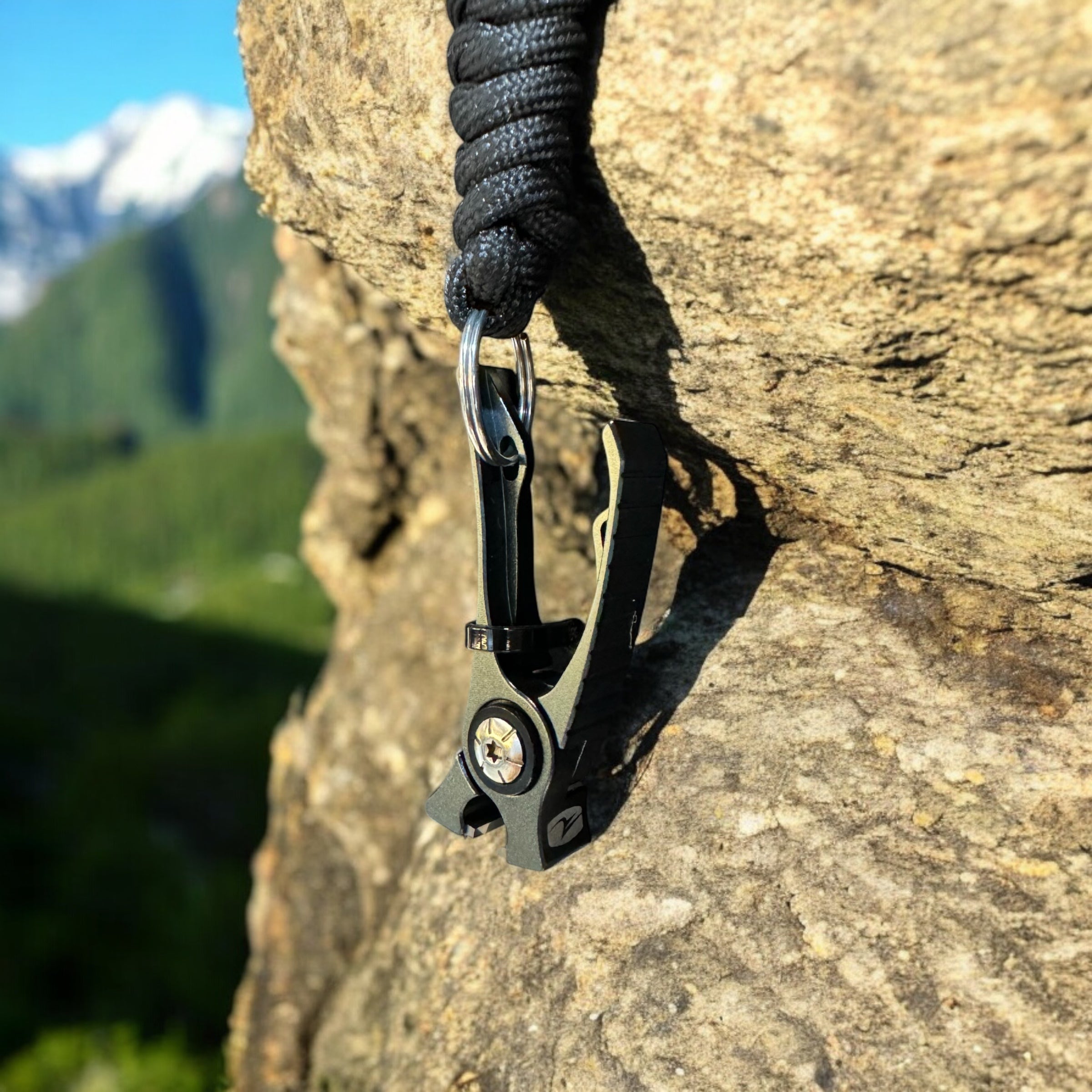 Riverrun Nippers W/Lanyard | Mountain Fly Shop - Fort Collins Fly Fishing